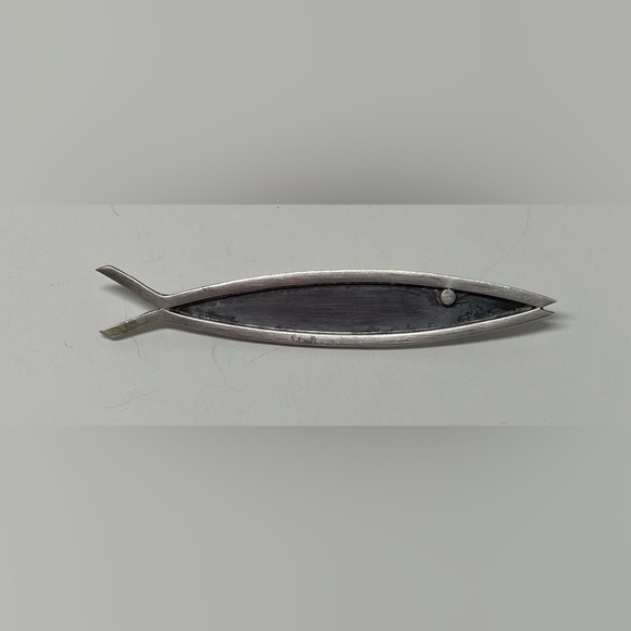 Taxco | Jewelry | Delfino Taxco Vintage Sterling Silver Fish Pin 3 ...